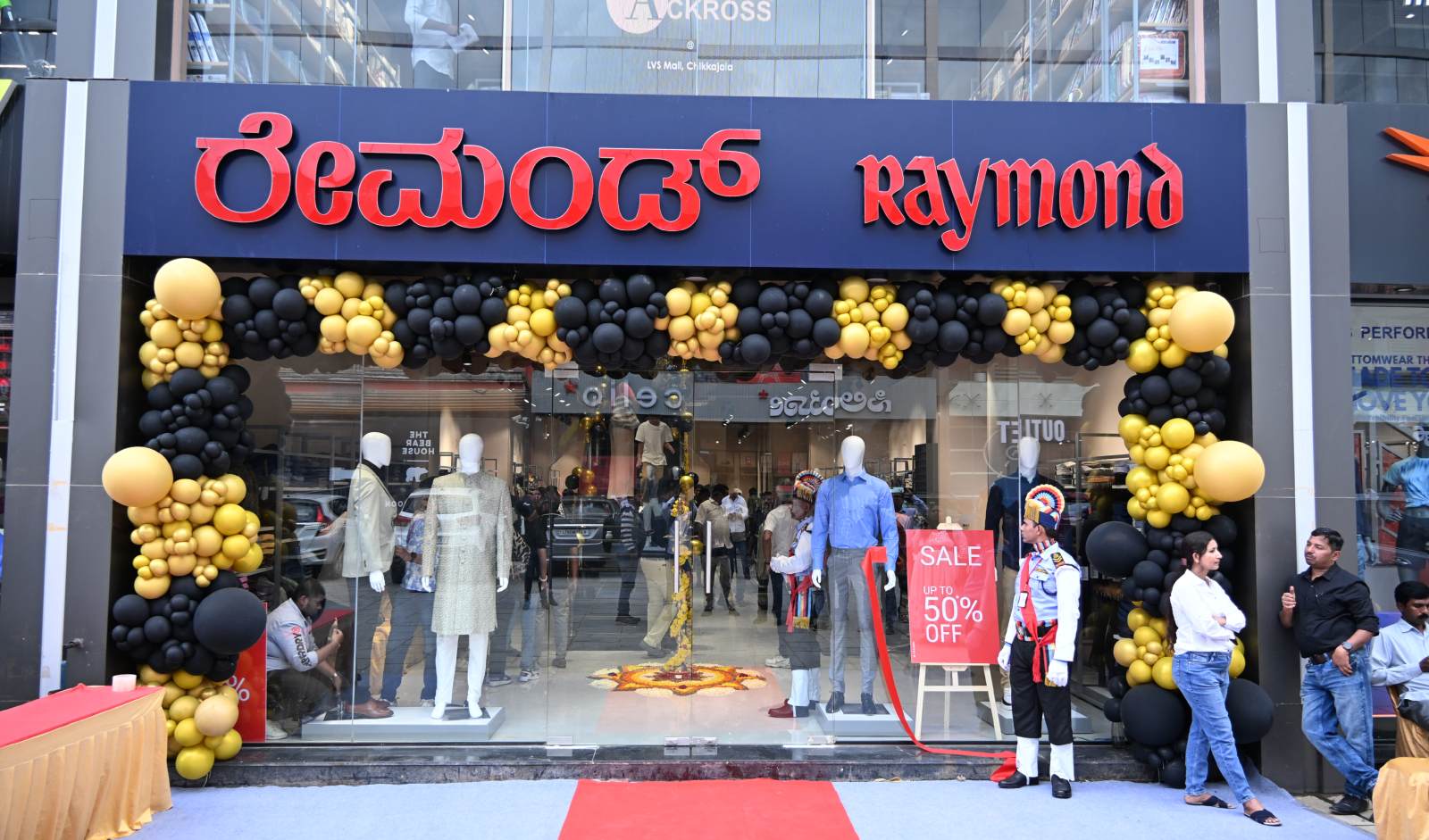 Retail India News: Comet Launches First Flagship Sneaker Store in ...