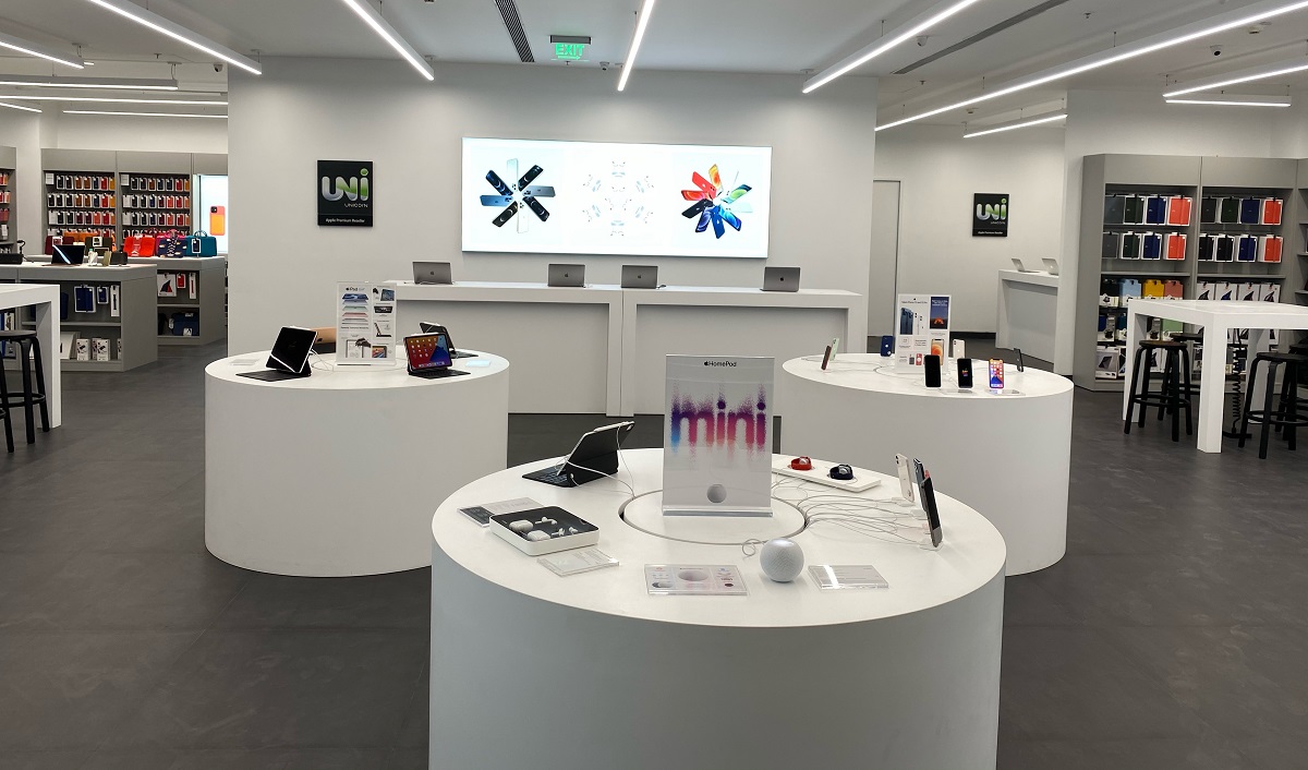 Unicorn Unveils Largest Apple Premium Reseller Store in NCR - Indian ...